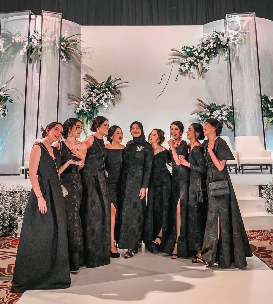 Memilih Hitam Sebagai Tema Warna Pernikahan - IdeWedding