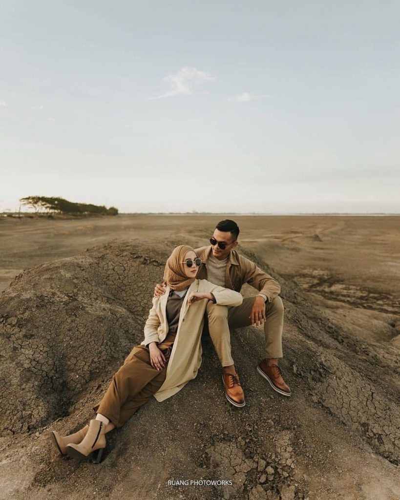 Ide Tema Foto Prewedding Terlihat Lebih Berkesan - IdeWedding